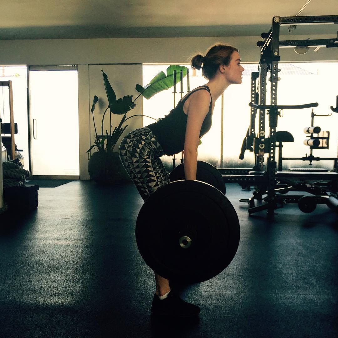 Emma Stone, Beautiful Movement, and Deadlifts